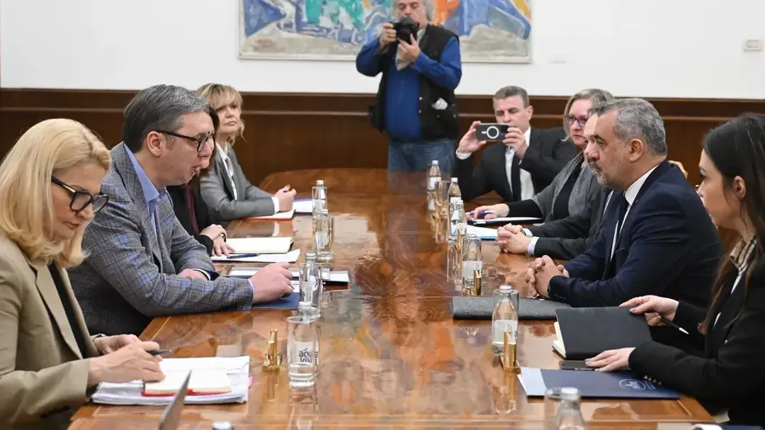 Vučić sa Furlasom: Srbija ostaje na evropskom putu